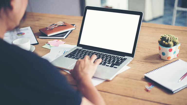 Top Software Training Institute | Best Training in IT Courses | UNOGEEKS